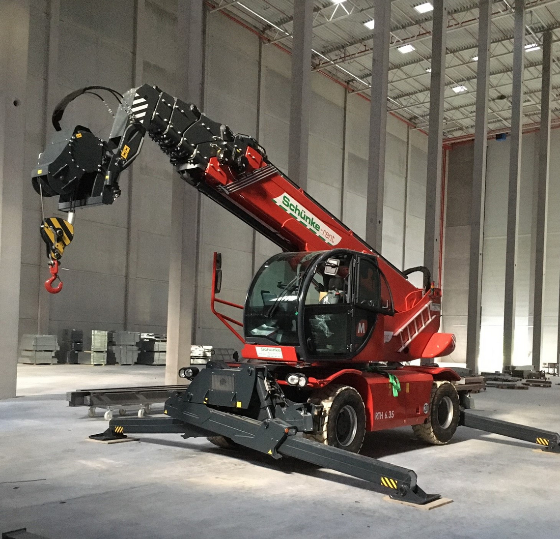 Teleskopstapler / Teleskoplader - Schünke Bauzentrum Baumaschinen